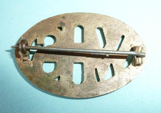 The Quartermaster's Store | WW1 W H Smiths Stationers War Service Pin ...